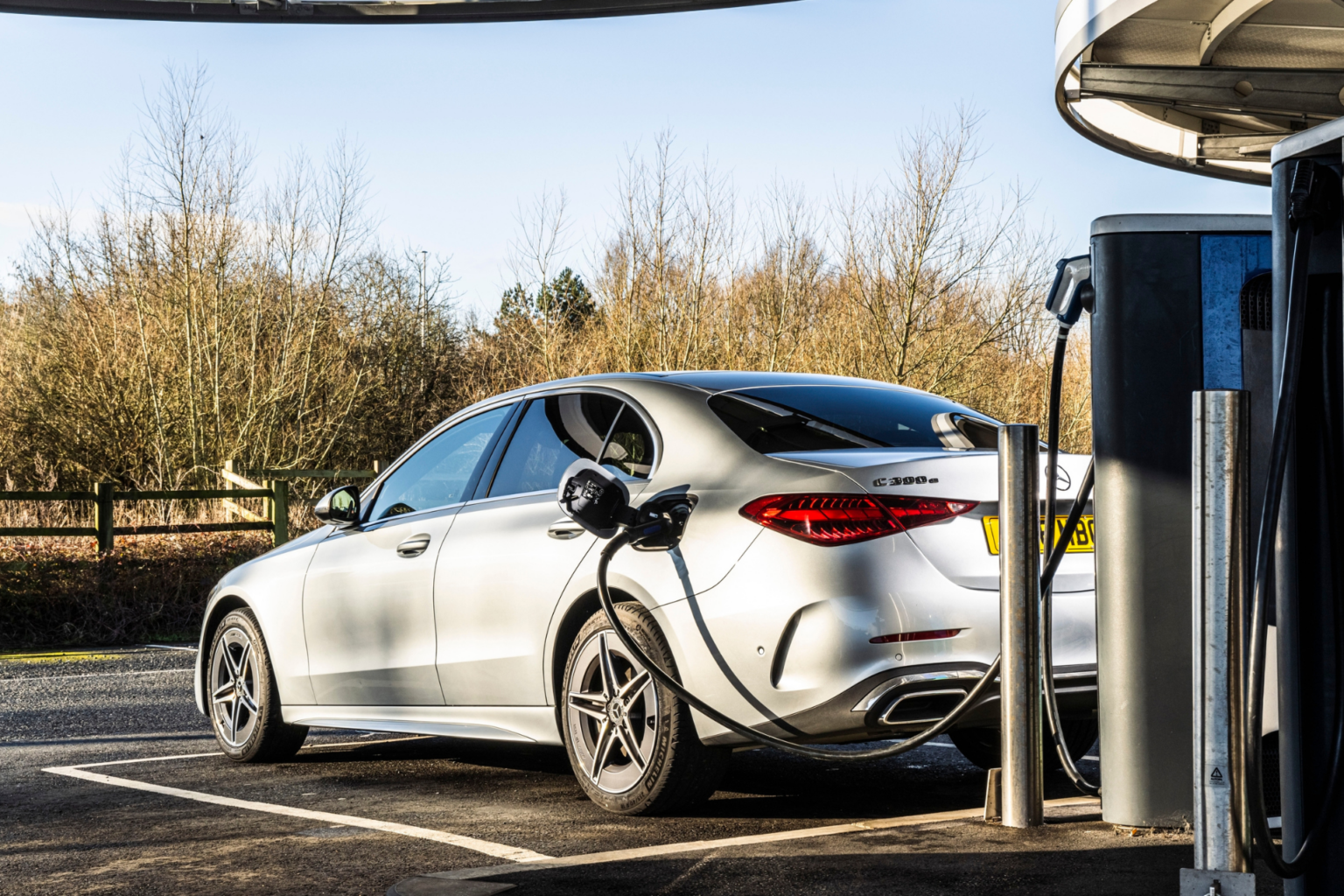 Mercedes-Benz Hybrid Cars - Which Models Are Best? (2026)